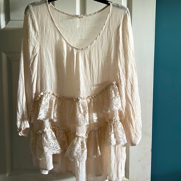 entro | Tops | Medium Sheer Flowy Boho Blouse 34 Sleeve | Poshmark